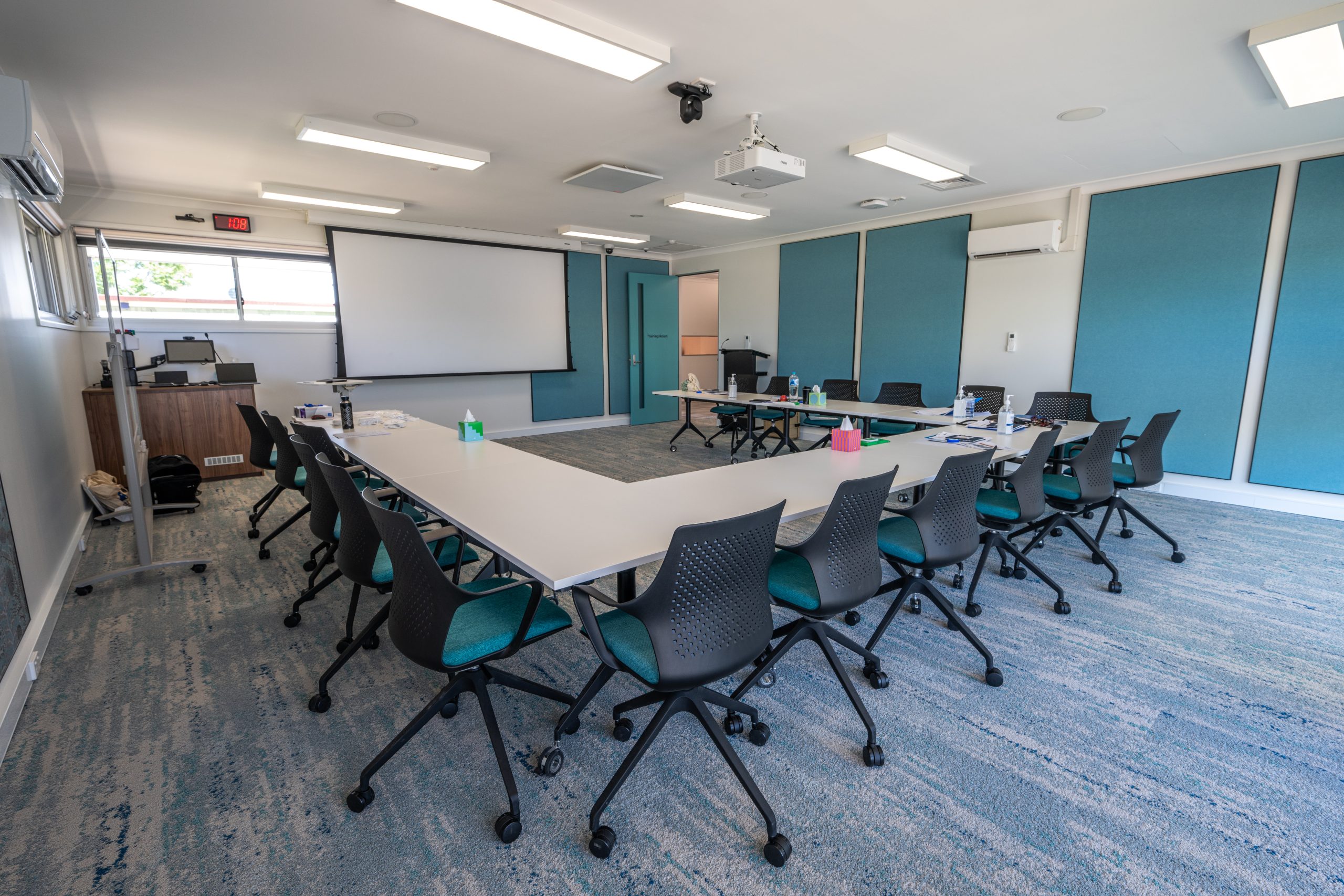 University Queensland Chinchilla - Girvan Group