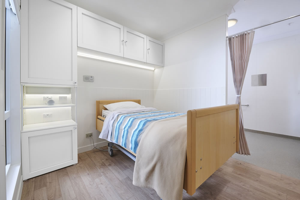 Forest Lake Lodge High Care Room - Girvan Group
